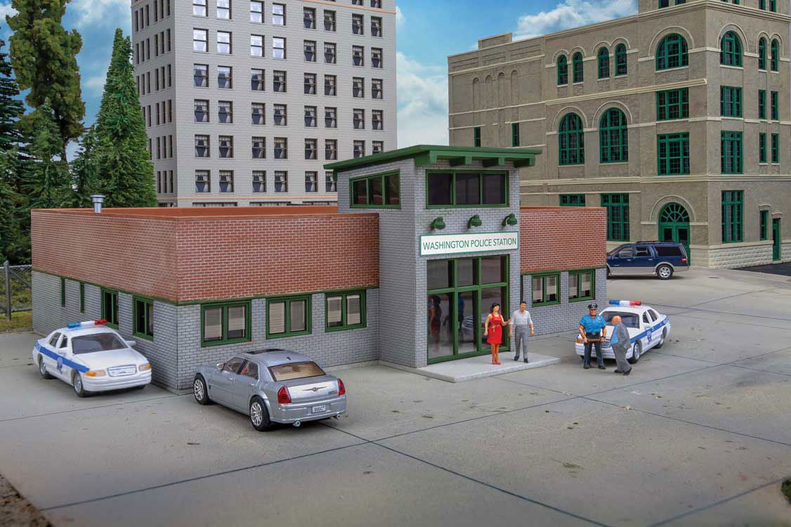 WALTHERS Cornerstone 933-4201 1/87 HO Scale MODERN POLICE STATION stru ...